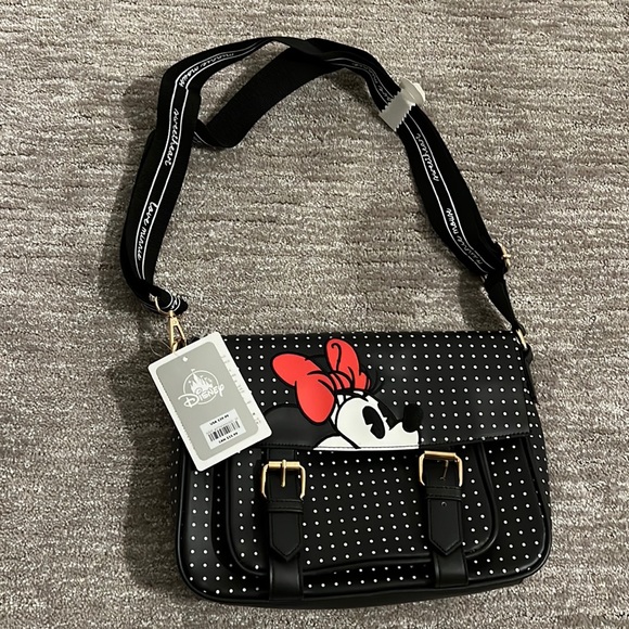 Disney | Bags | Minnie Mouse Bagcrossbody New With Tags Never Used ...